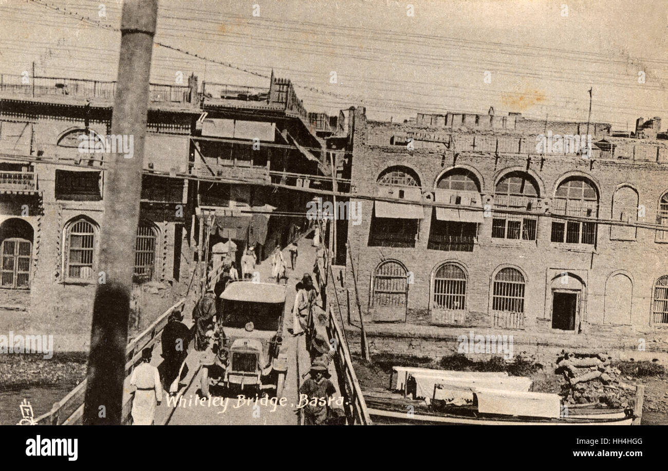 View across Whiteley Bridge, Ashar Creek, Basra, Iraq Stock Photo - Alamy