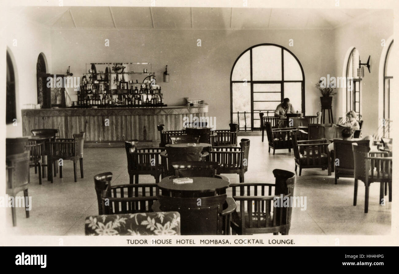 Tudor house interior hi-res stock photography and images - Alamy