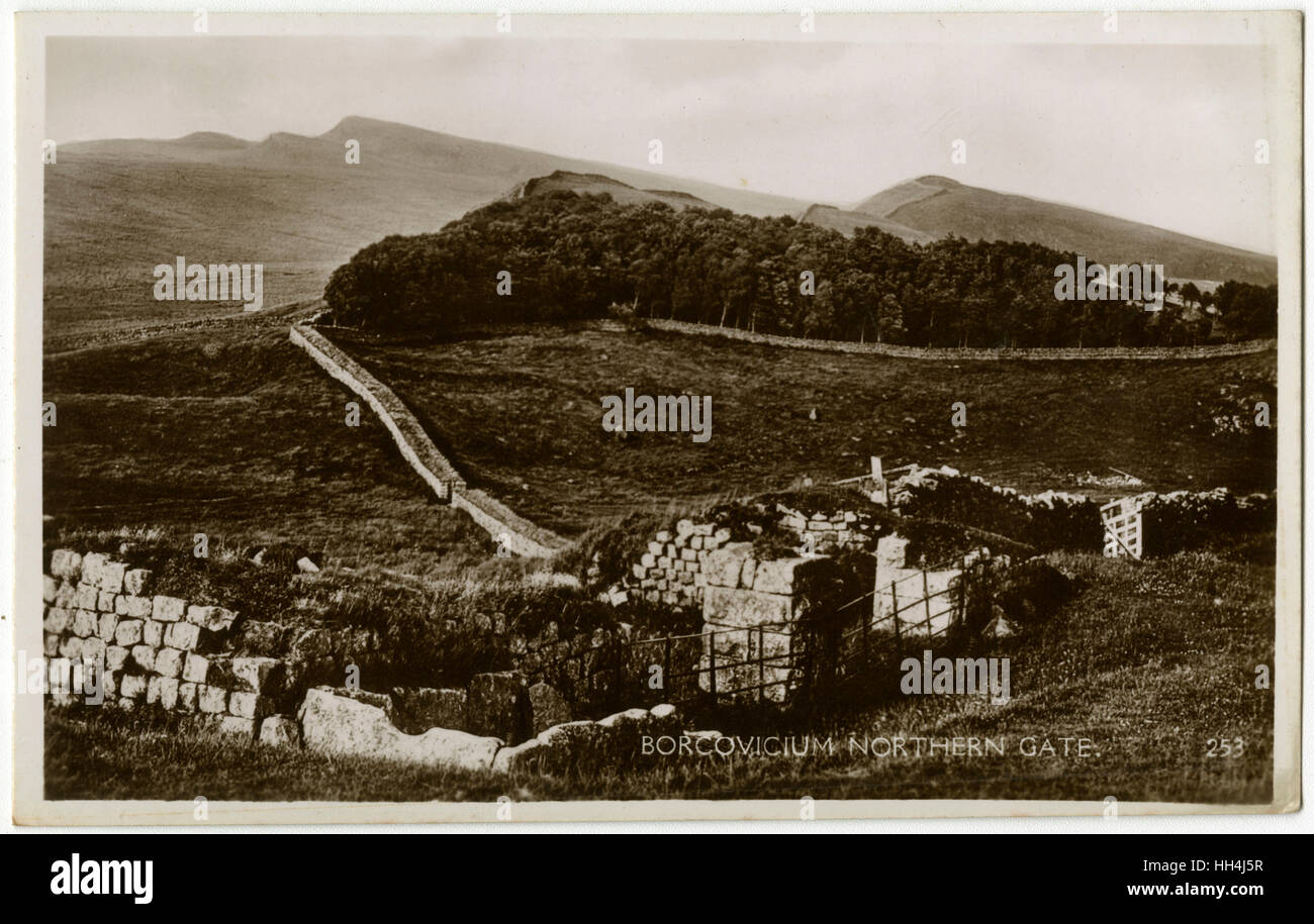 Roman fort gate hi-res stock photography and images - Alamy