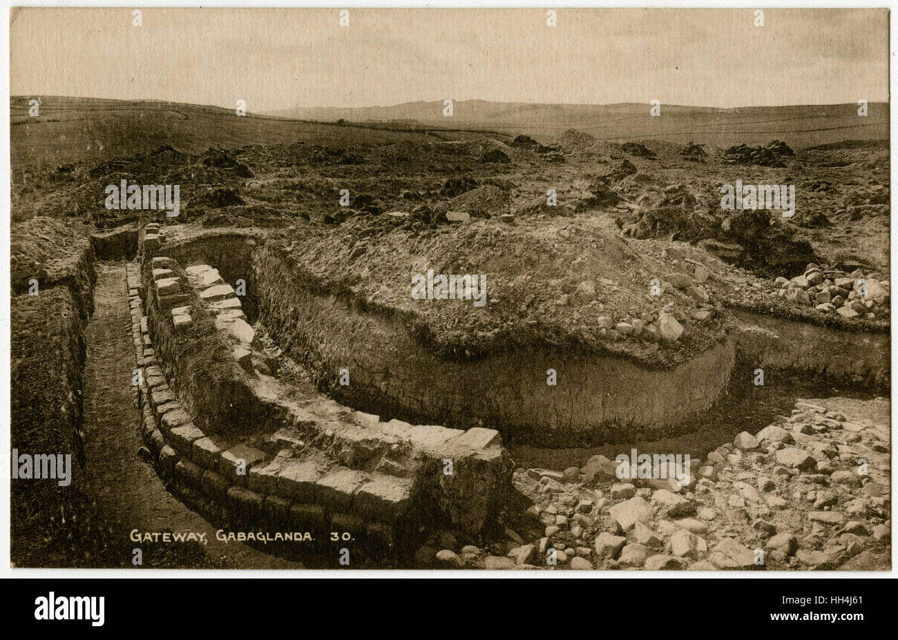 Roman engineering hadrians wall hi-res stock photography and images - Alamy