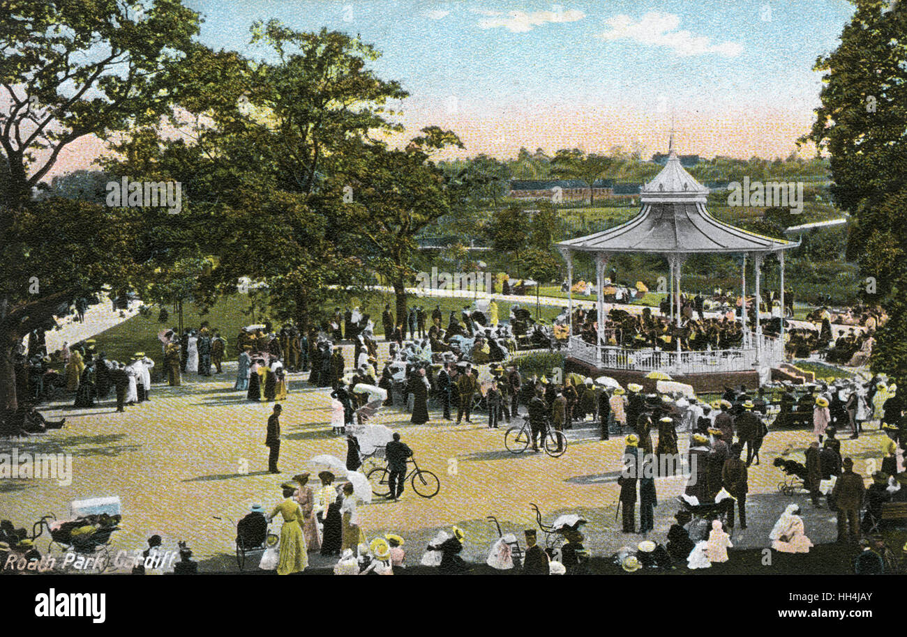 Summer roath park cardiff south hi-res stock photography and images - Alamy