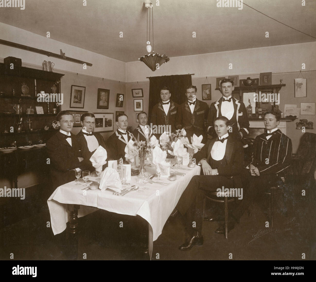 Debating society hi-res stock photography and images - Alamy