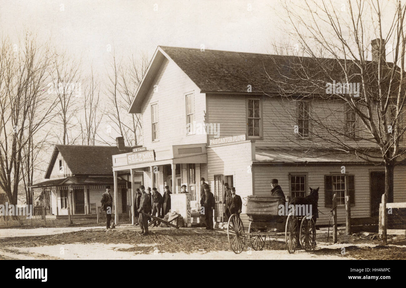 General store stores hi-res stock photography and images - Alamy