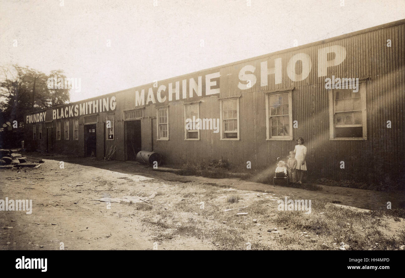 American machine foundry hi-res stock photography and images - Alamy
