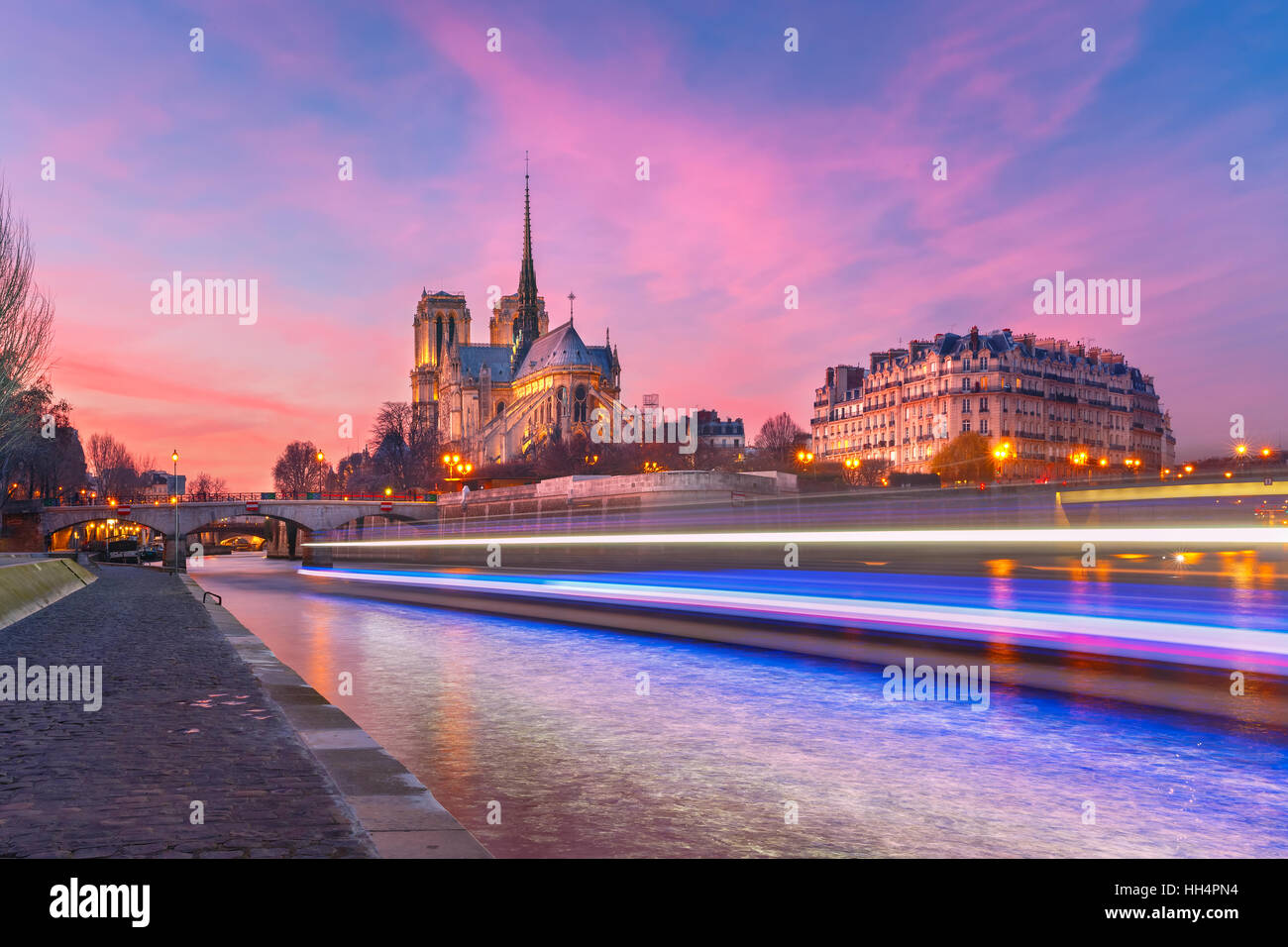 Europe france parisian architecture hi-res stock photography and images ...