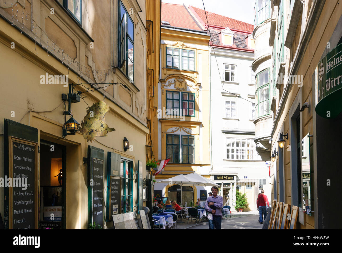 Wien, Vienna: alley Schönlaterngasse, 01. Old Town, Wien, Austria Stock ...