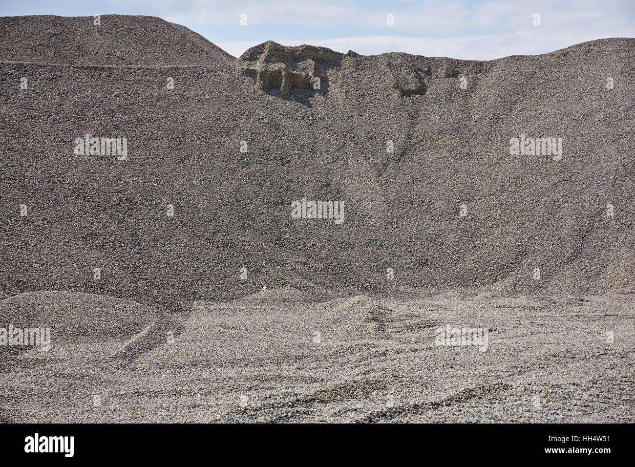 Gravel heap hi-res stock photography and images - Alamy