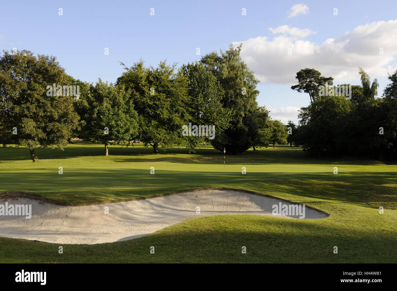 View over bunkers to 1st green basingstoke golf club hi-res stock ...