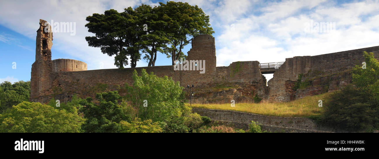 The ruins of Barnard Castle, Barnard Castle Town, Teesdale, Durham ...