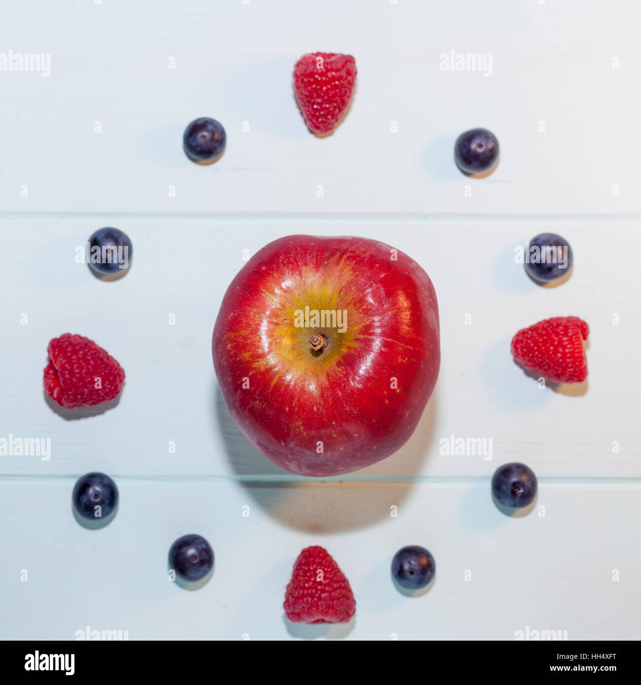 Square aspect ratio hi-res stock photography and images - Alamy