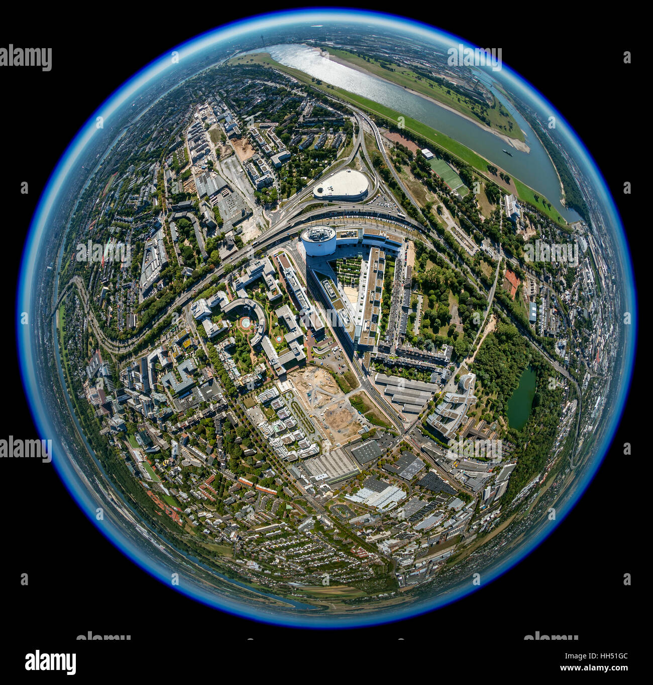 Vodafone Campus Düsseldorf High Resolution Stock Photography and Images ...