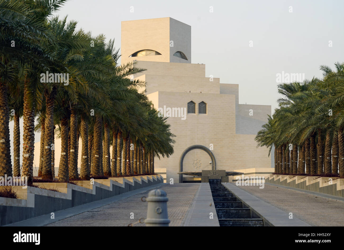 Contemporary islamic art hi-res stock photography and images - Alamy