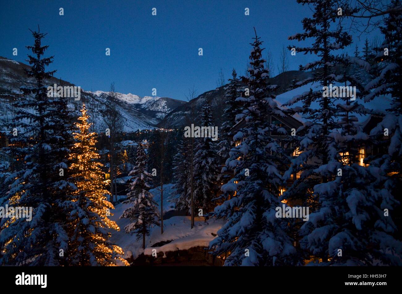 Vail colorado winter town hi-res stock photography and images - Alamy