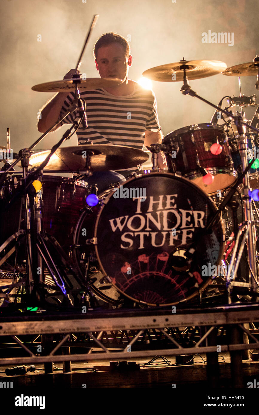 The Wonderstuff performing live in concert at the O2 Academy ...
