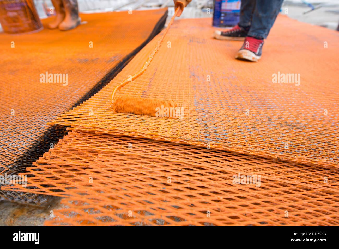 Wire mesh construction worker hi-res stock photography and images - Alamy
