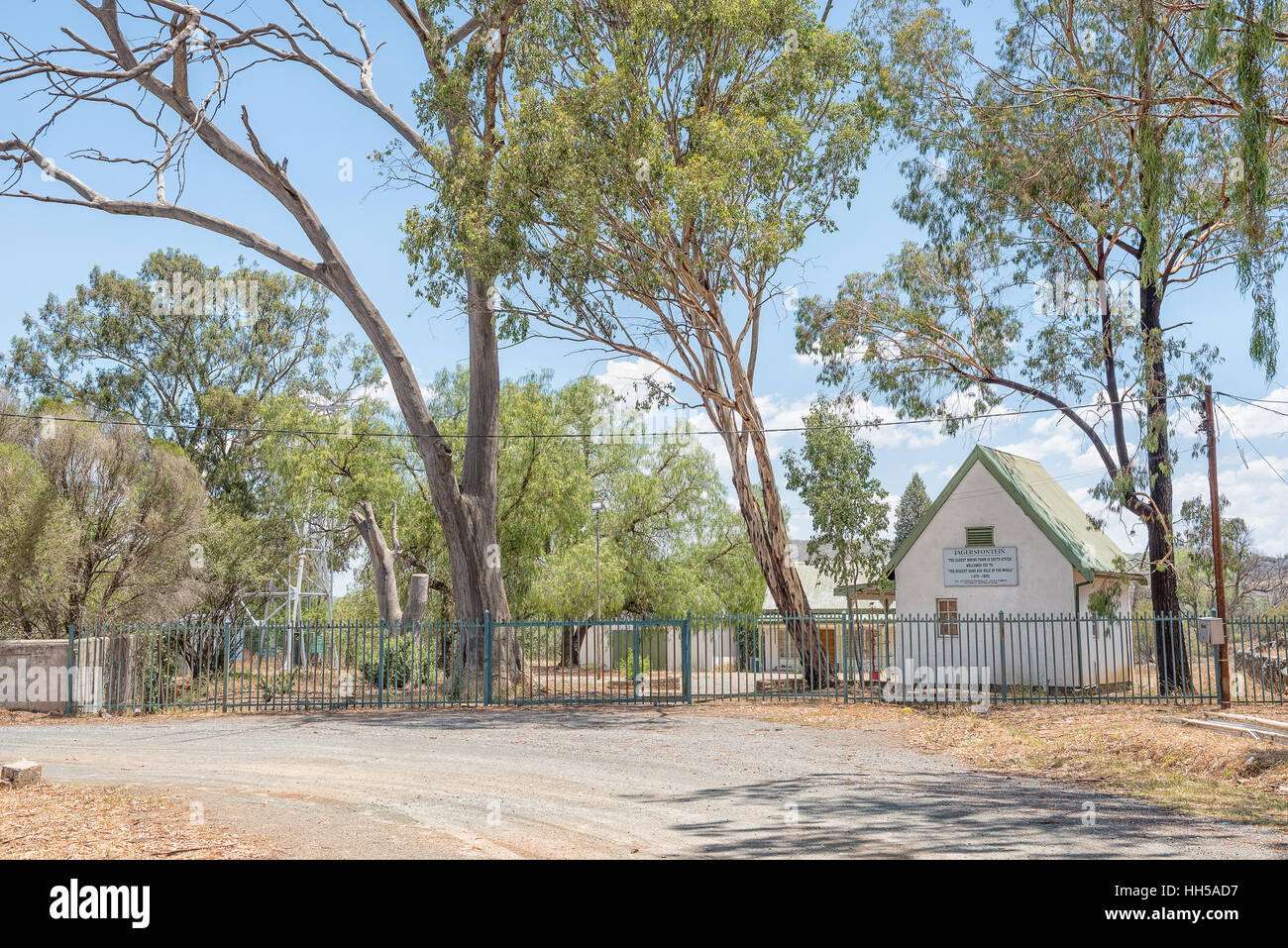 Jagersfontein hand dug hole hi-res stock photography and images - Alamy
