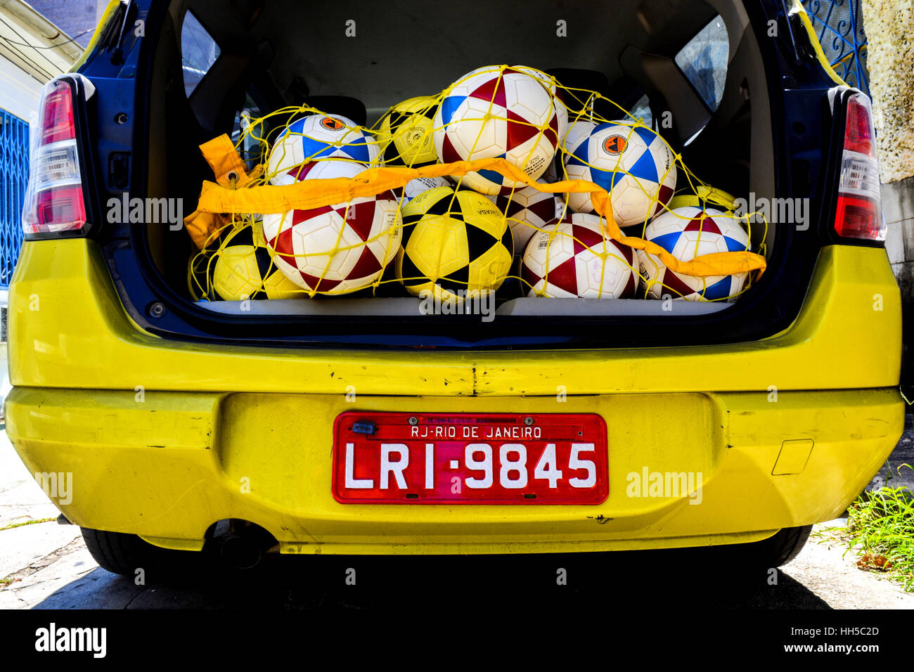 A taxi driver from Rio de Janeiro who coaches a children's soccer team ...