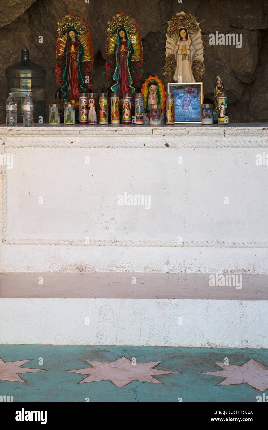 Religious grotto hi-res stock photography and images - Alamy