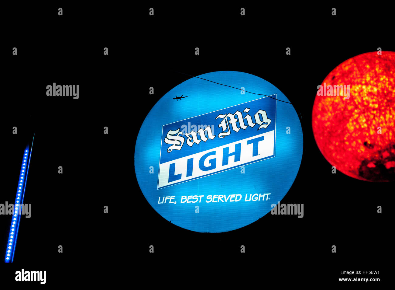 Luminous sign hi-res stock photography and images - Alamy