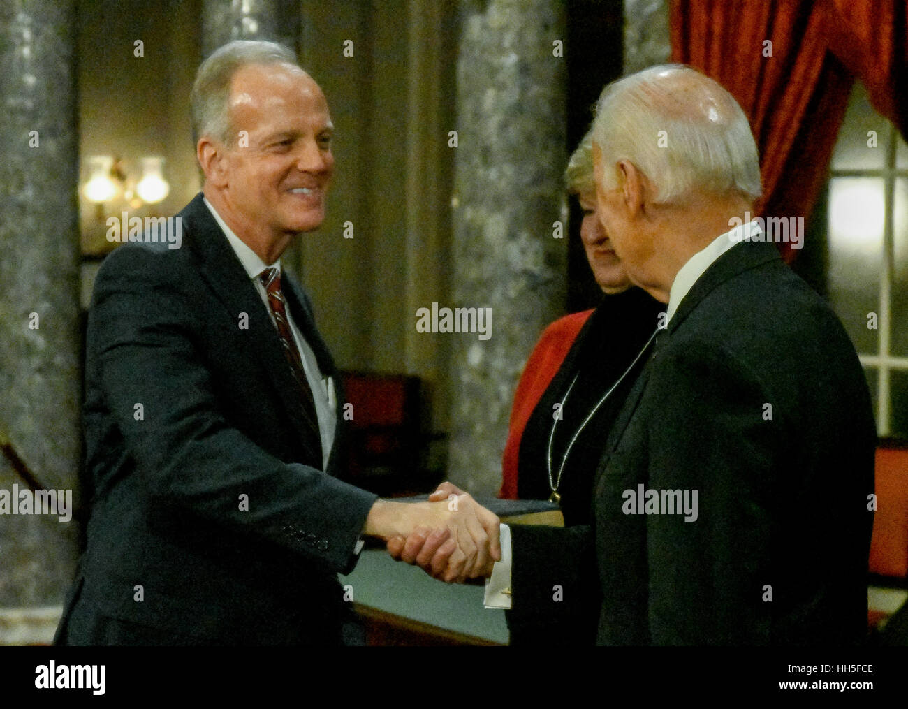 115th congress sworn in hi-res stock photography and images - Alamy