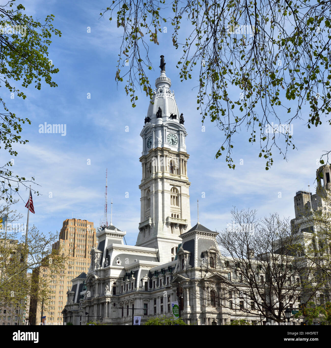 Philadelphia city hall hi-res stock photography and images - Alamy