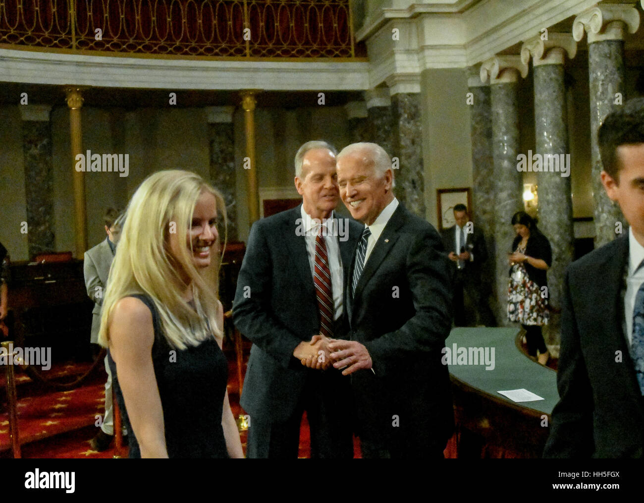 115th congress sworn in hi-res stock photography and images - Alamy