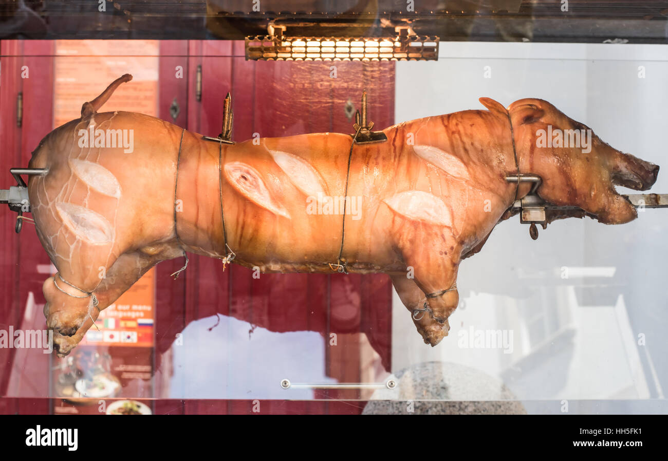 Spit rack hi-res stock photography and images - Alamy