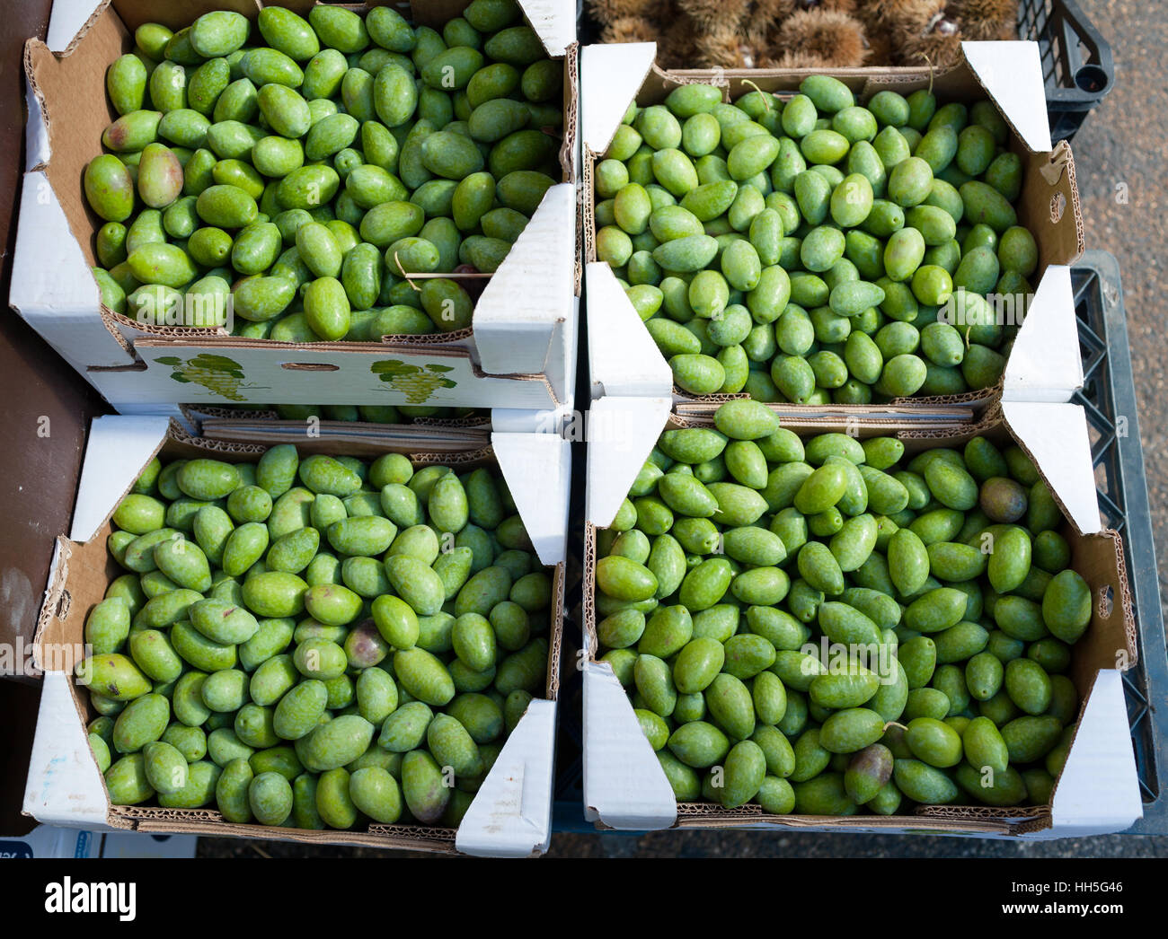 Olive box hi-res stock photography and images - Alamy