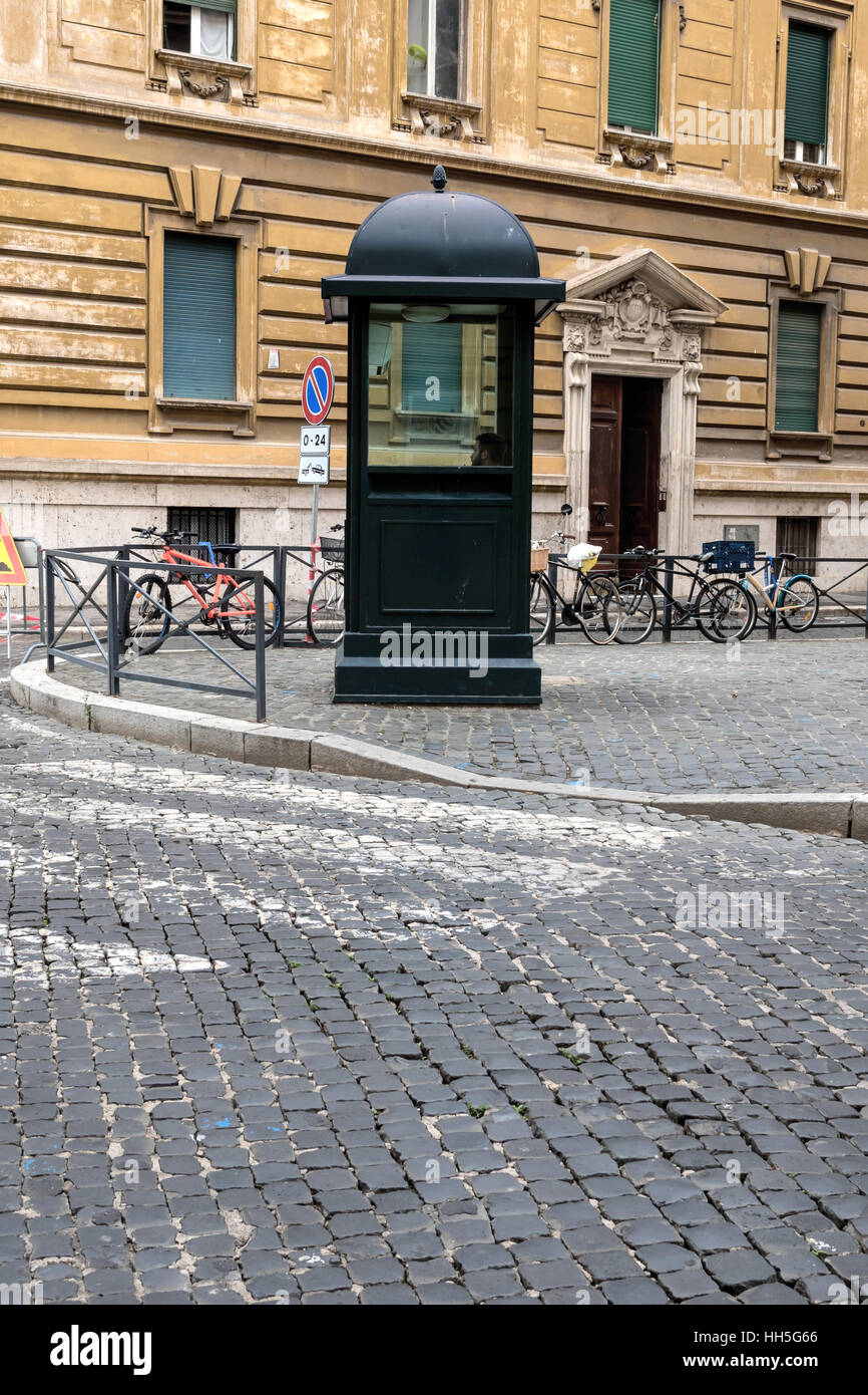 Old guard booth hi-res stock photography and images - Alamy