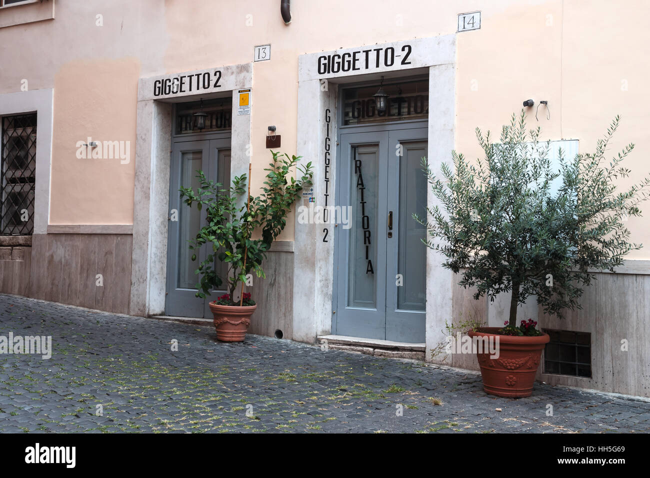 Entrance to building in Romаn ghetto, Italy, Europe Stock Photo - Alamy