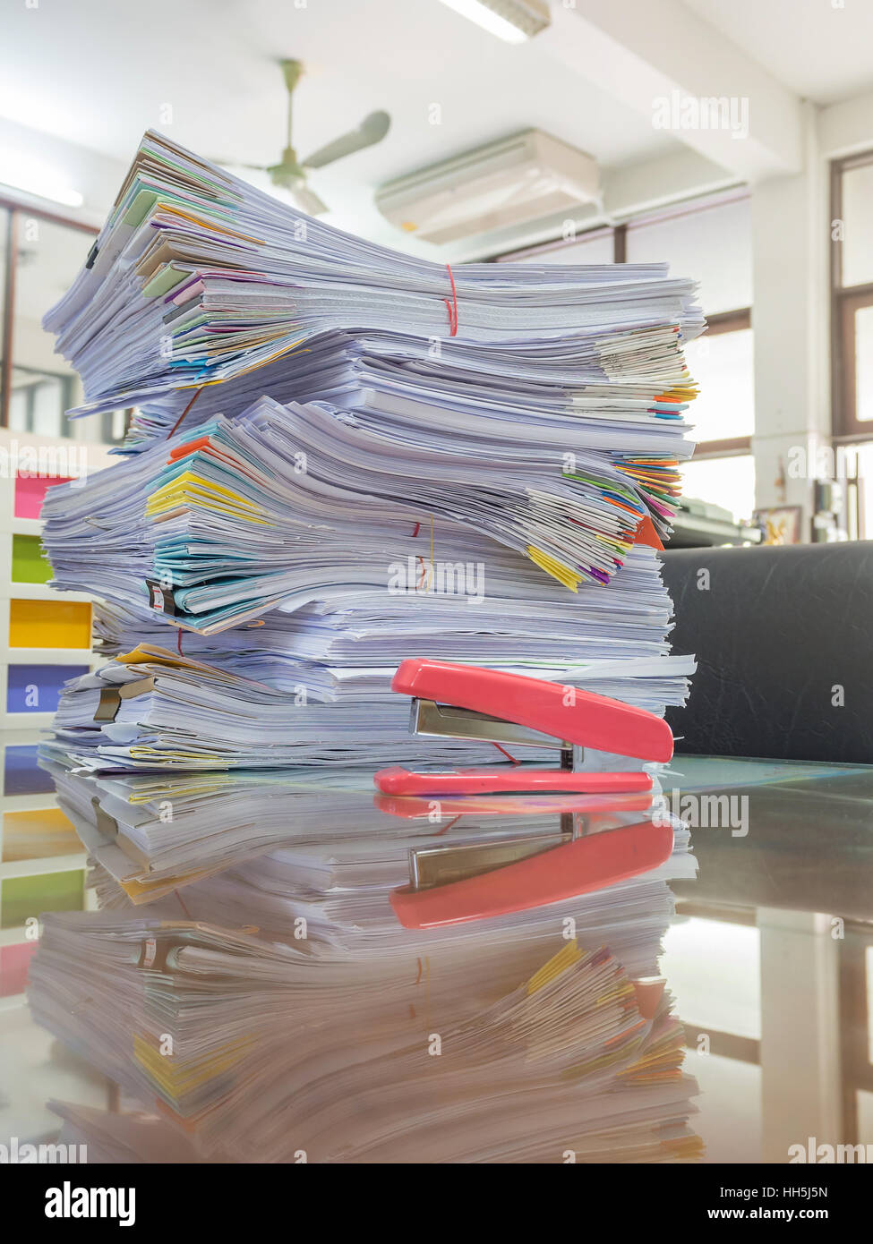 Business Concept, Pile of unfinished documents on office desk, Stack of ...