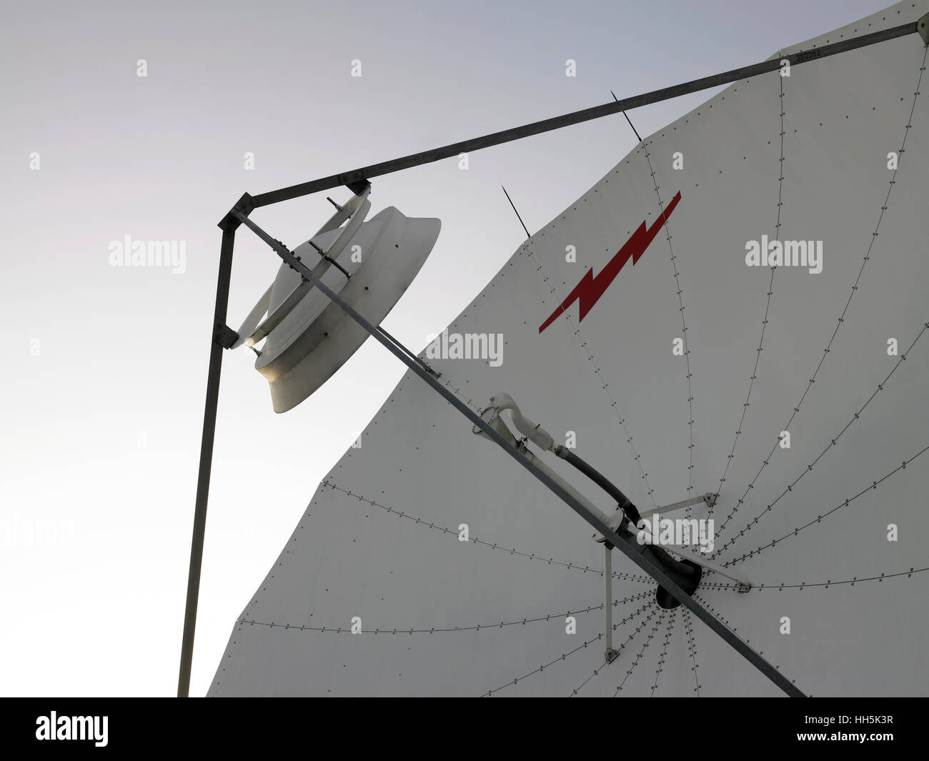 Radar reflector hi-res stock photography and images - Alamy