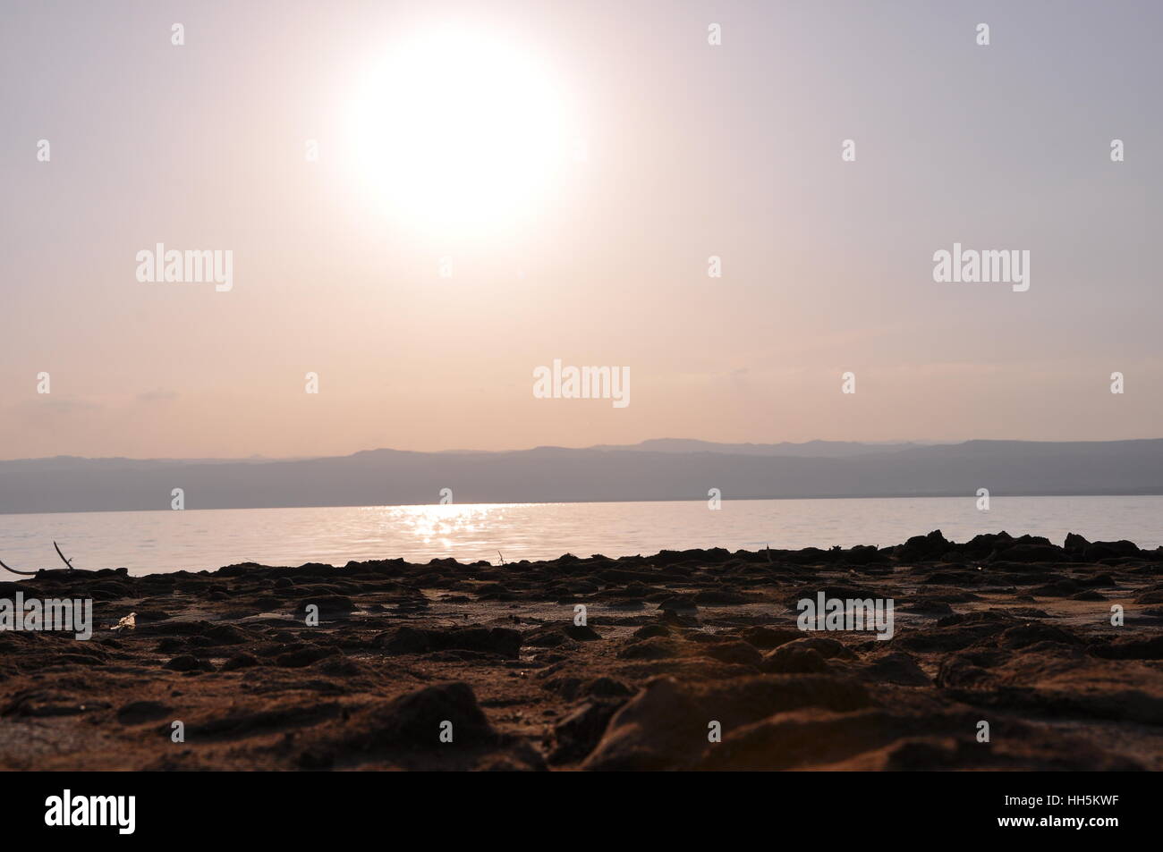 Dead sea mud shore hi-res stock photography and images - Alamy