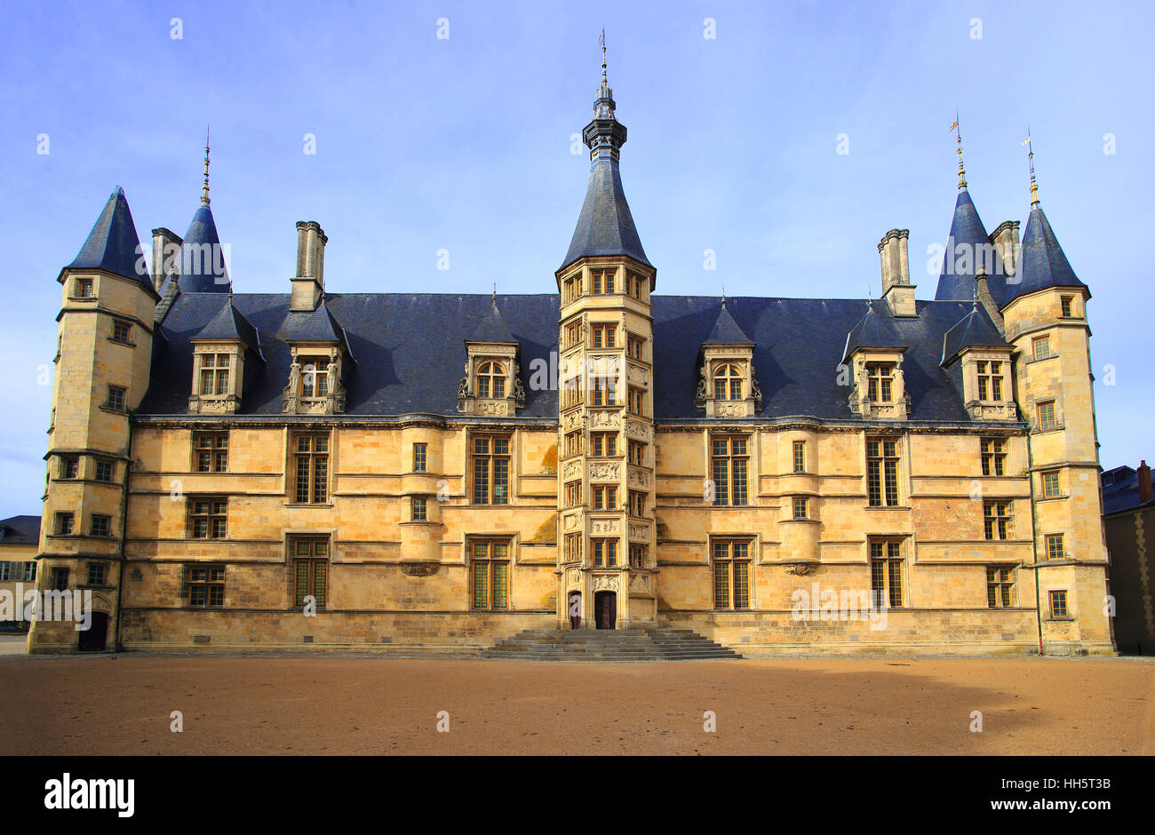 Nevers France Stock Photos & Nevers France Stock Images - Alamy
