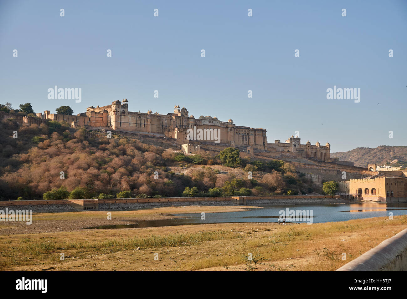 Amer Fort is known for its artistic Hindu style elements. With its ...