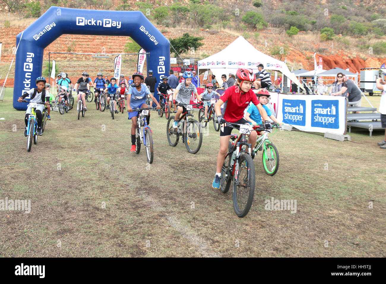 Cross cou hi-res stock photography and images - Alamy