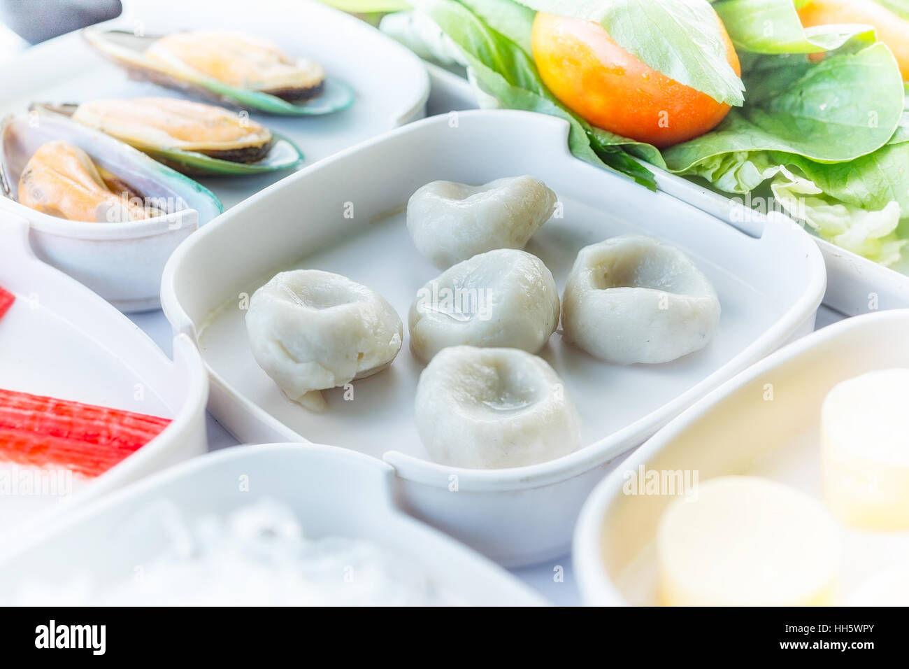 Set food suki japanese hi-res stock photography and images - Alamy