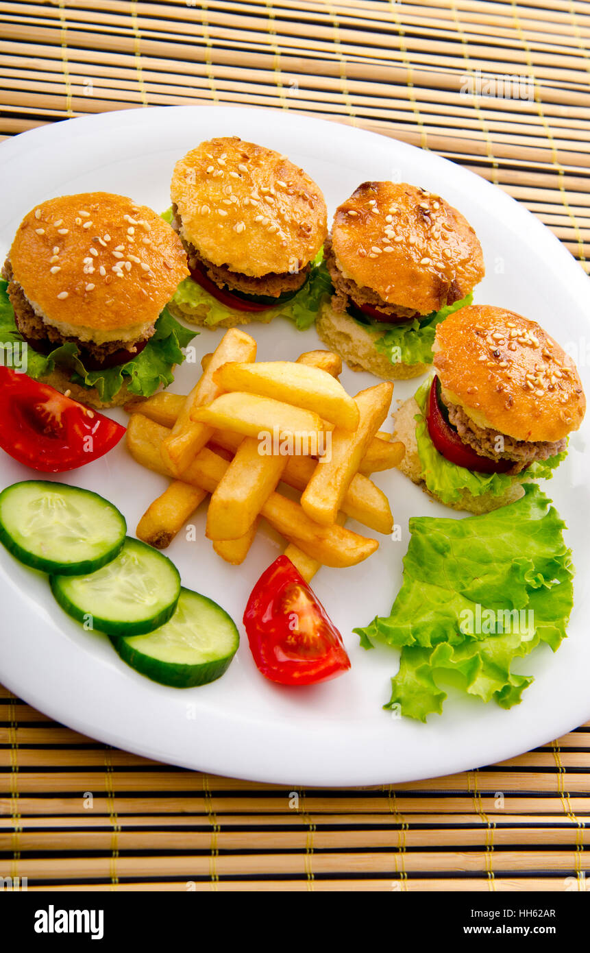 food, aliment, bread, big, large, enormous, extreme, powerful, imposing ...