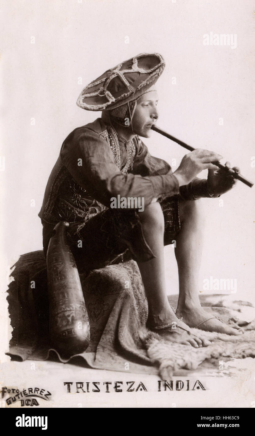 Indian man playing the flute, India Stock Photo - Alamy