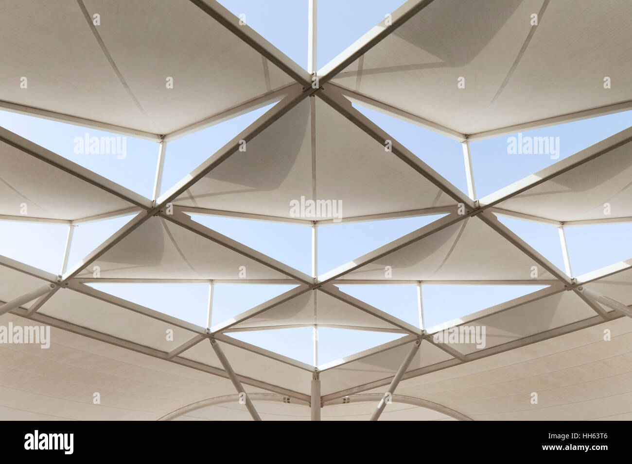 Sun shading system from below. Siemens Masdar, Abu Dhabi, United Arab ...