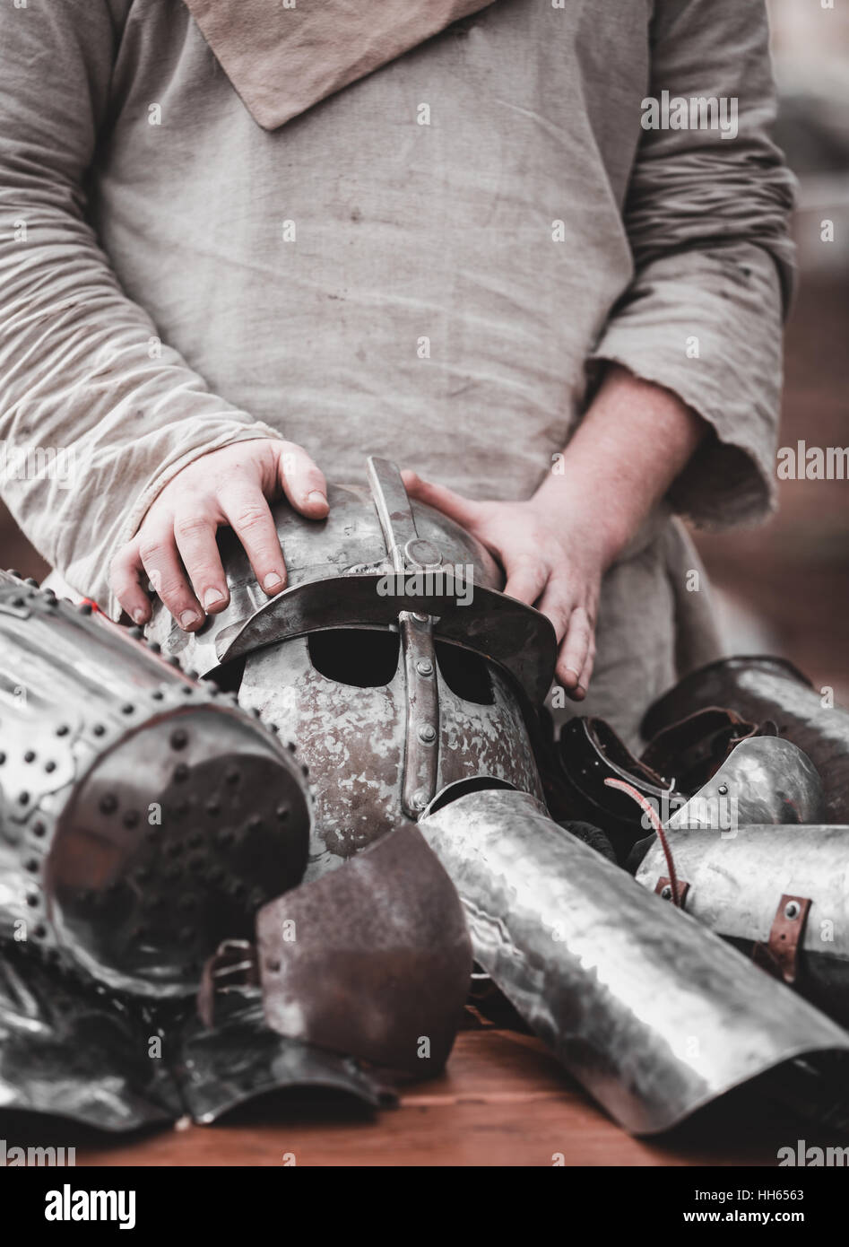 medieval knight armor and man's hand close-up Stock Photo - Alamy