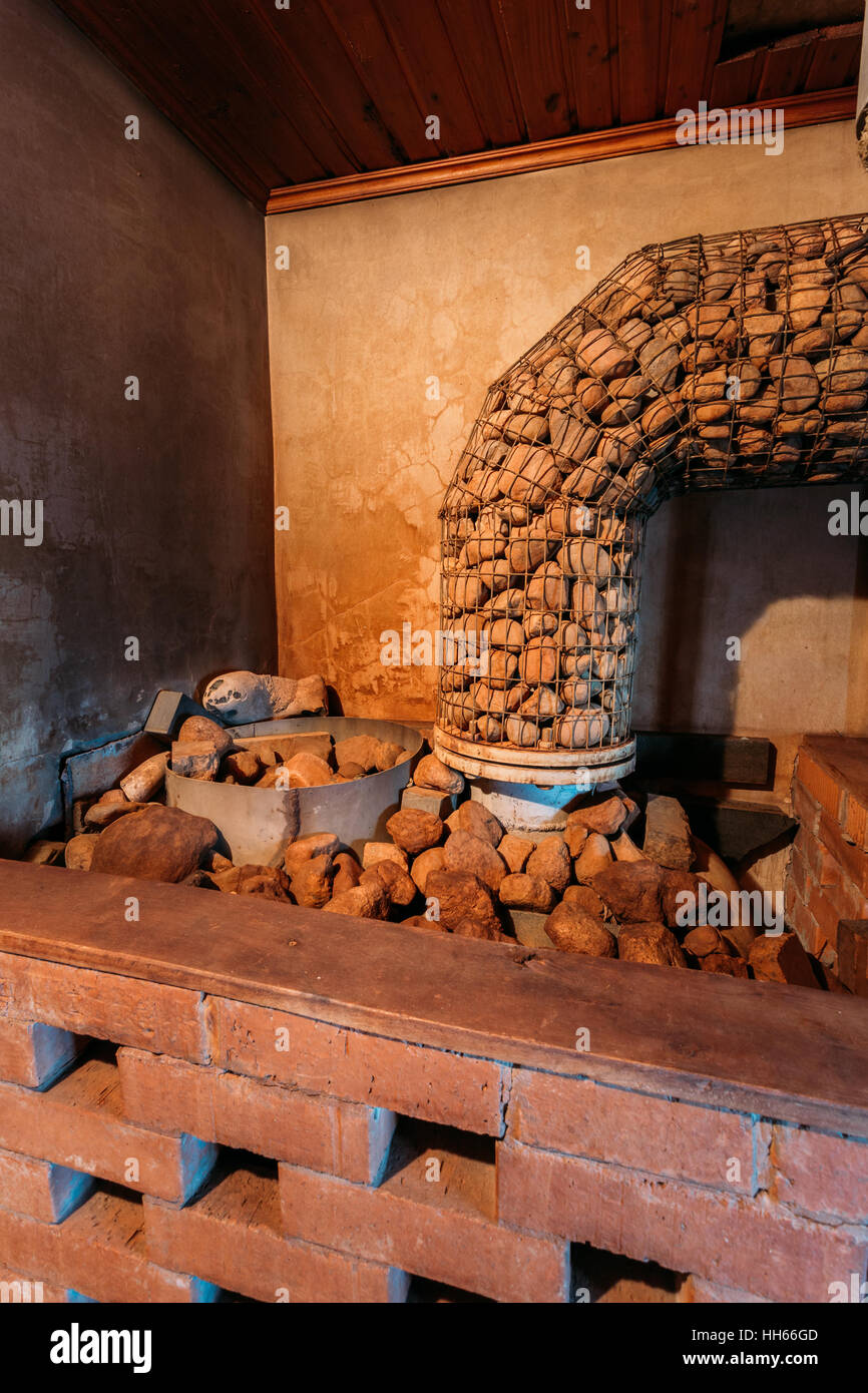 Heat treatment furnace hi-res stock photography and images - Alamy