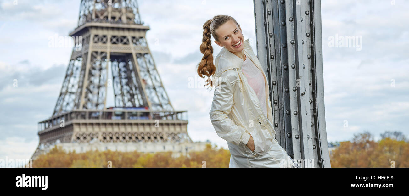 Year round fit and hip in Paris. Portrait of happy young fitness woman ...