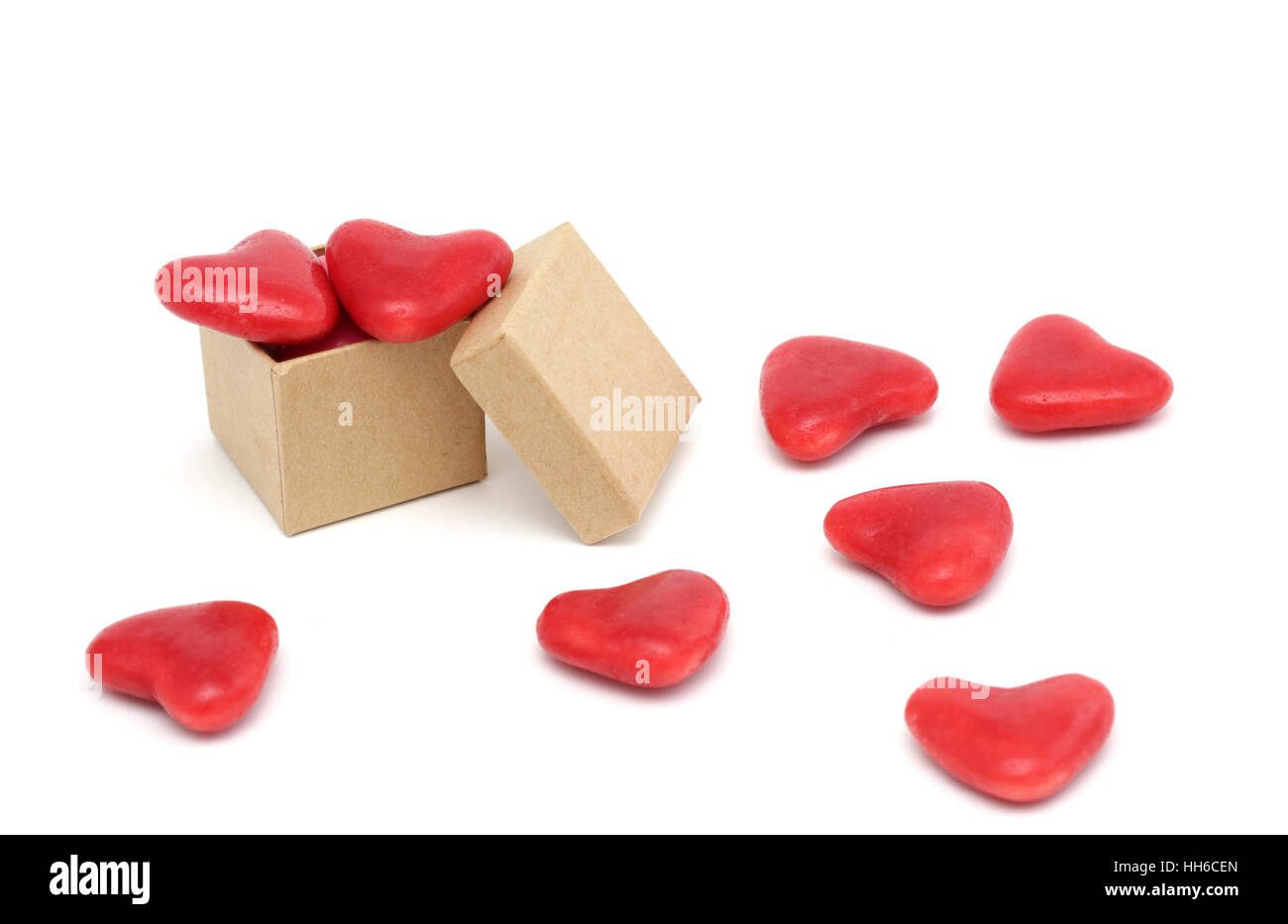 Red candy hearts hi-res stock photography and images - Alamy