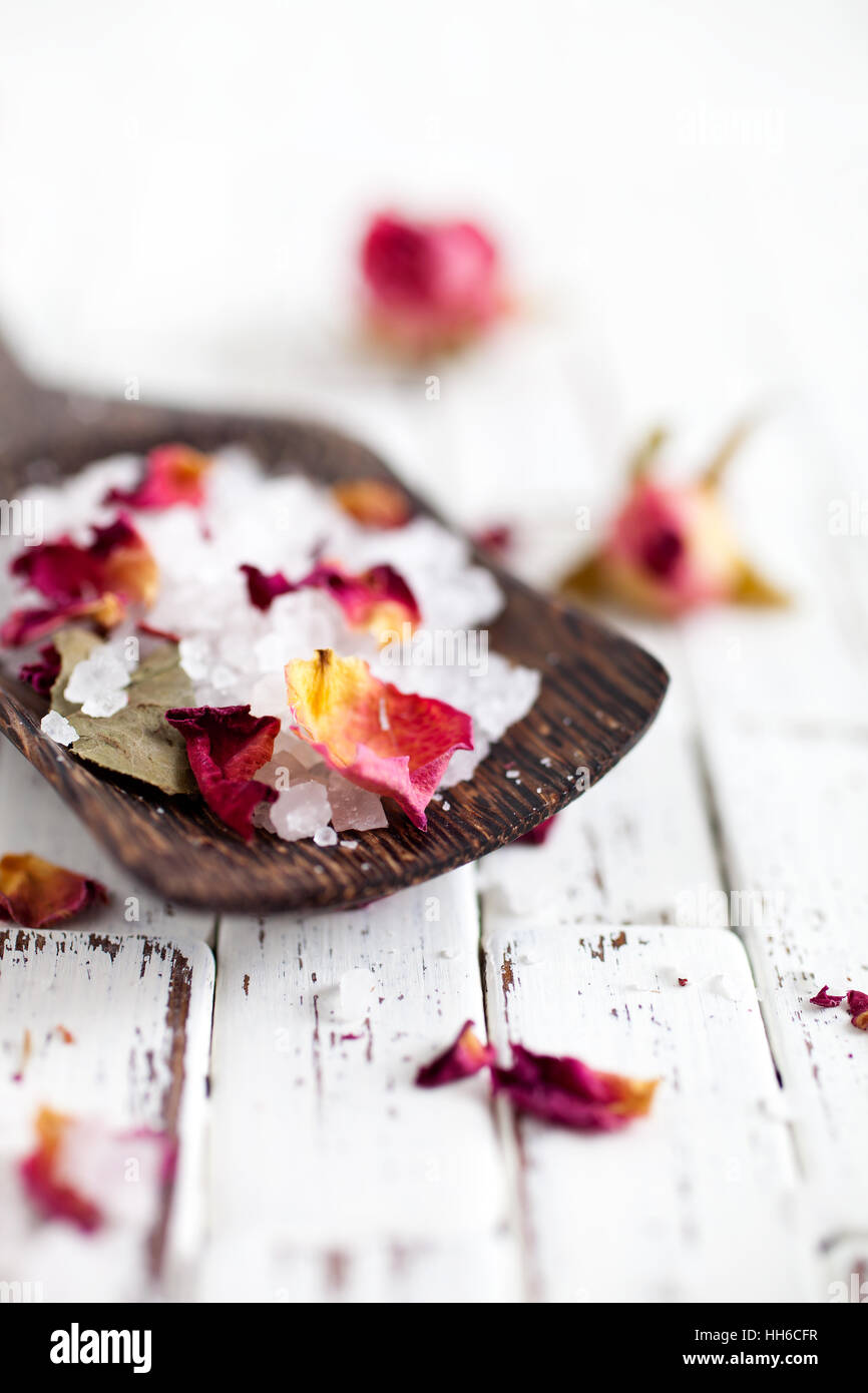 Homemade bath salt with pink roses Stock Photo - Alamy