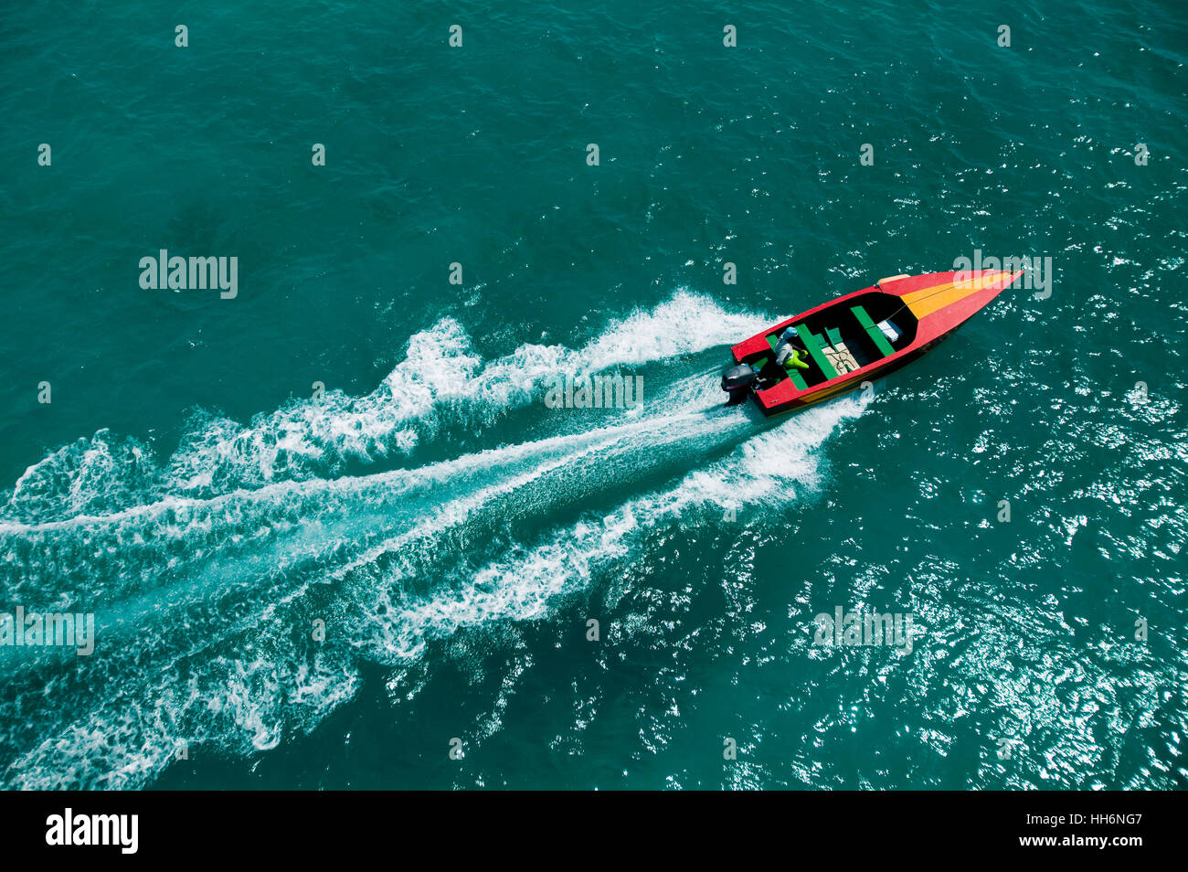 Motorboat races hi-res stock photography and images - Alamy