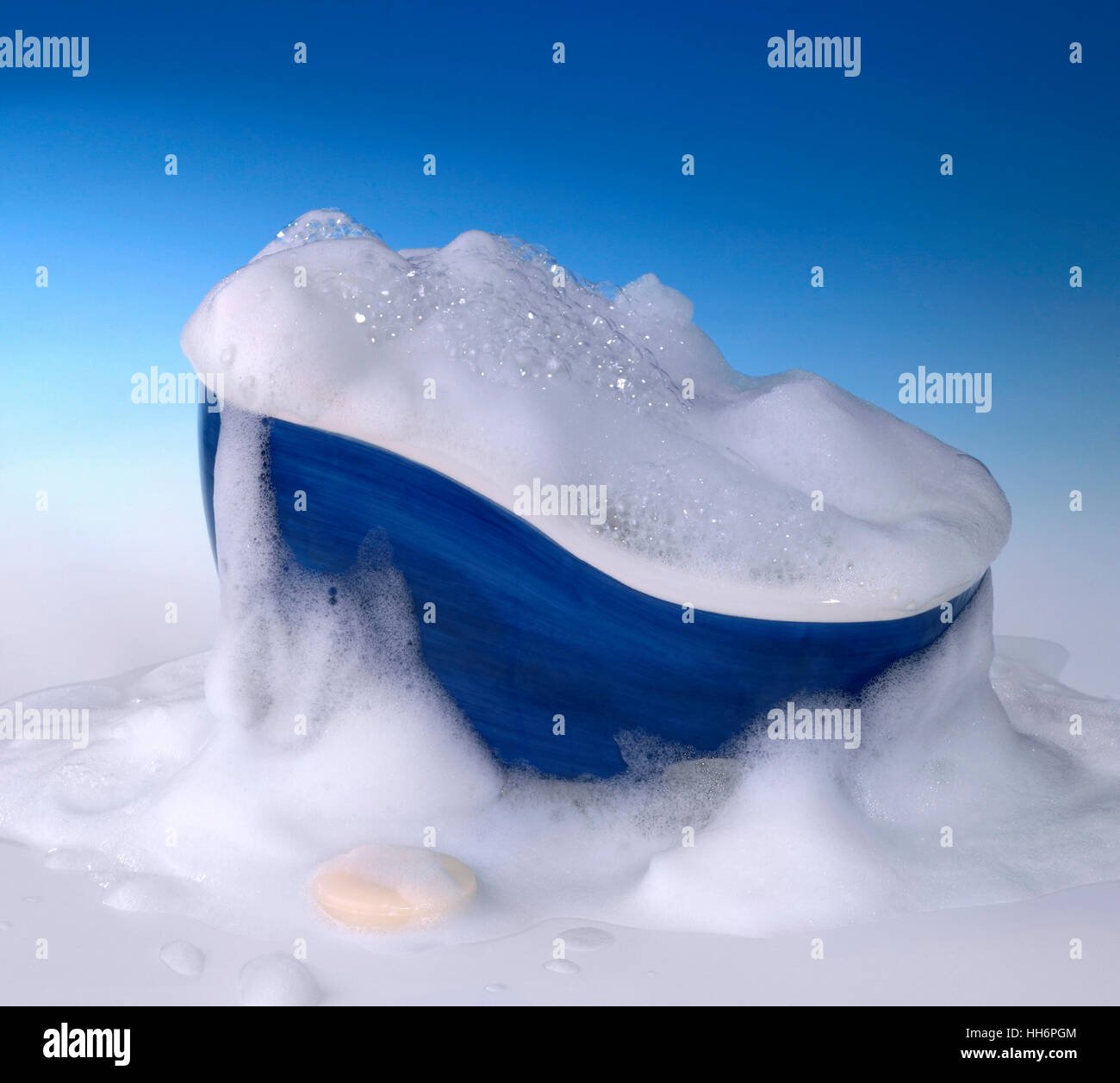 Bathtub badewanne hi-res stock photography and images - Alamy