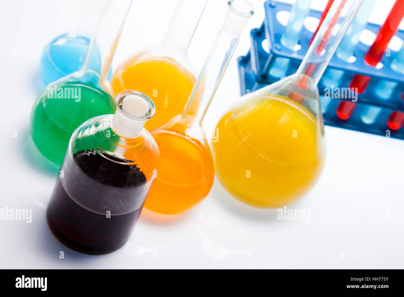 glass, chalice, tumbler, experiment, research, laboratory, equipment ...