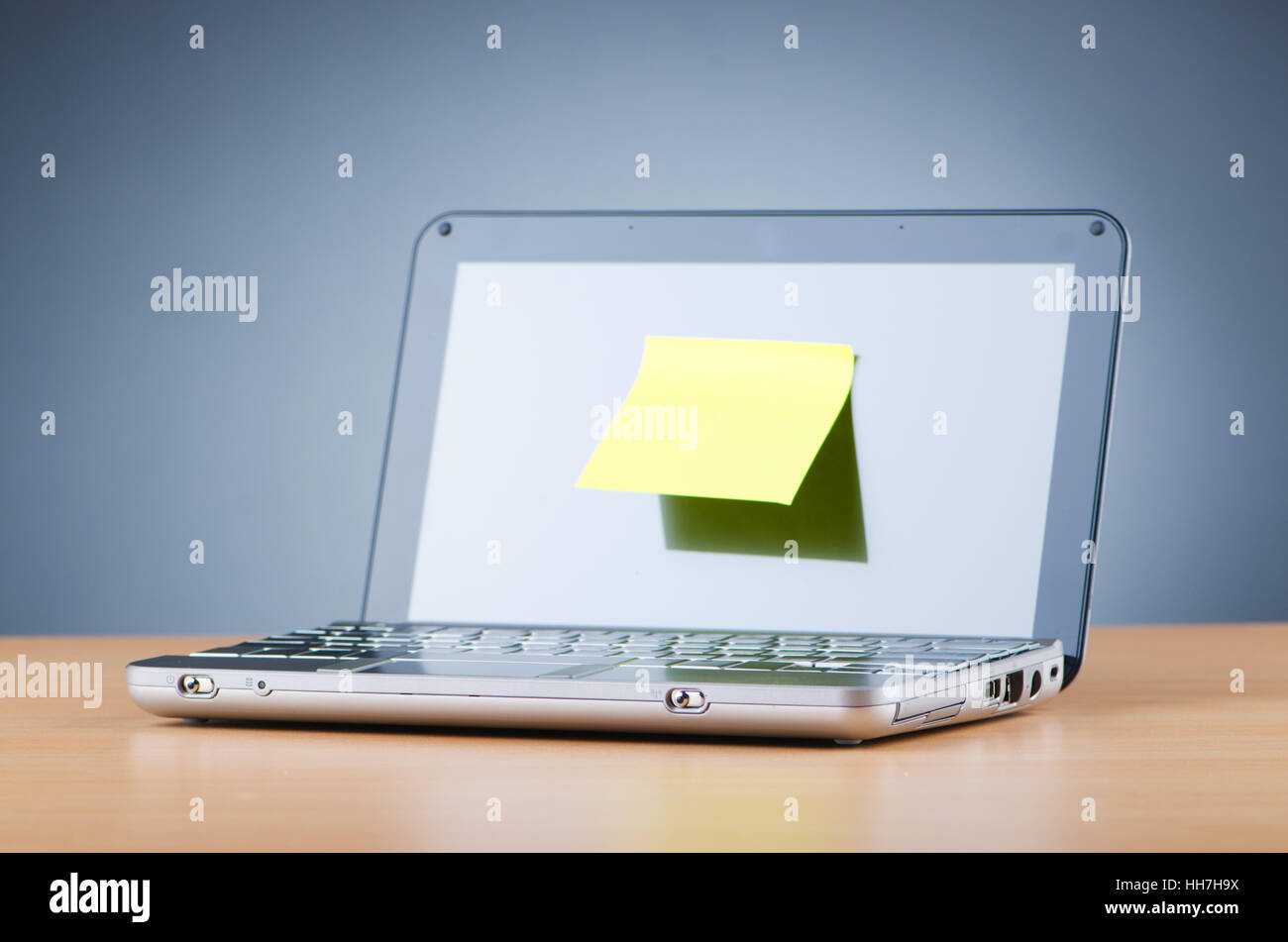 office, note, memo, laptop, notebook, computers, computer, keyboard, PC ...