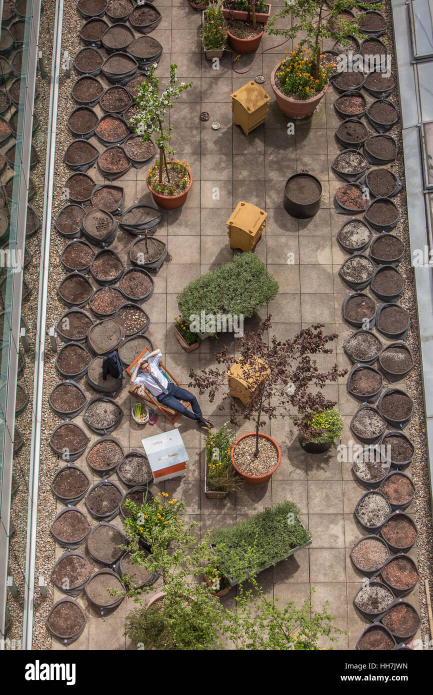 Office canteen suit hi-res stock photography and images - Alamy